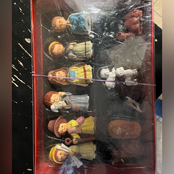 Holiday | Vintage Enesco Ceramic Nativity Set Enesco Nativity Christmas ...
